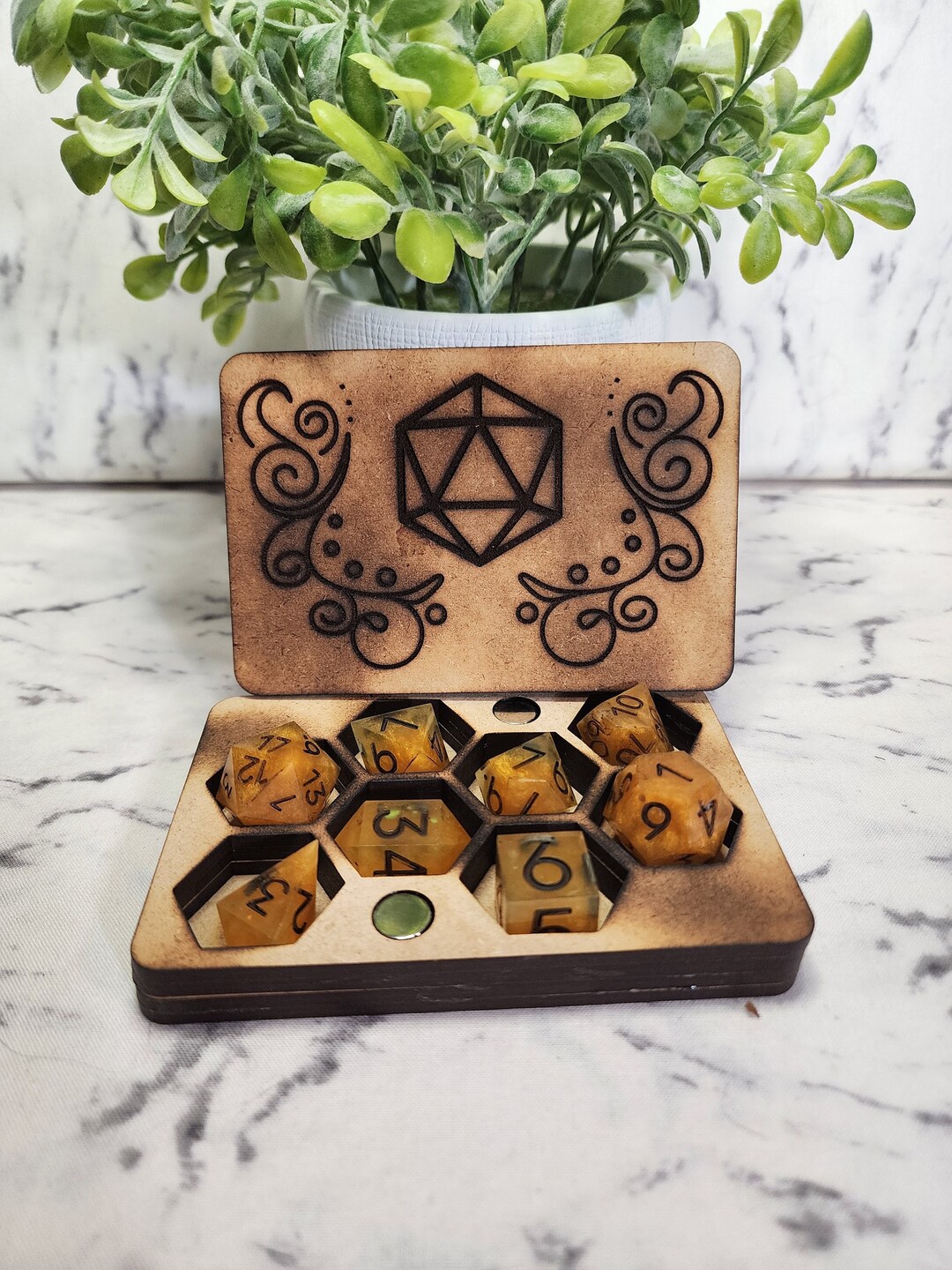 Dice Vault for 8 Dice, Dice Storage Box, 8 Dice Box, 8 Dice Holder, RPG ...