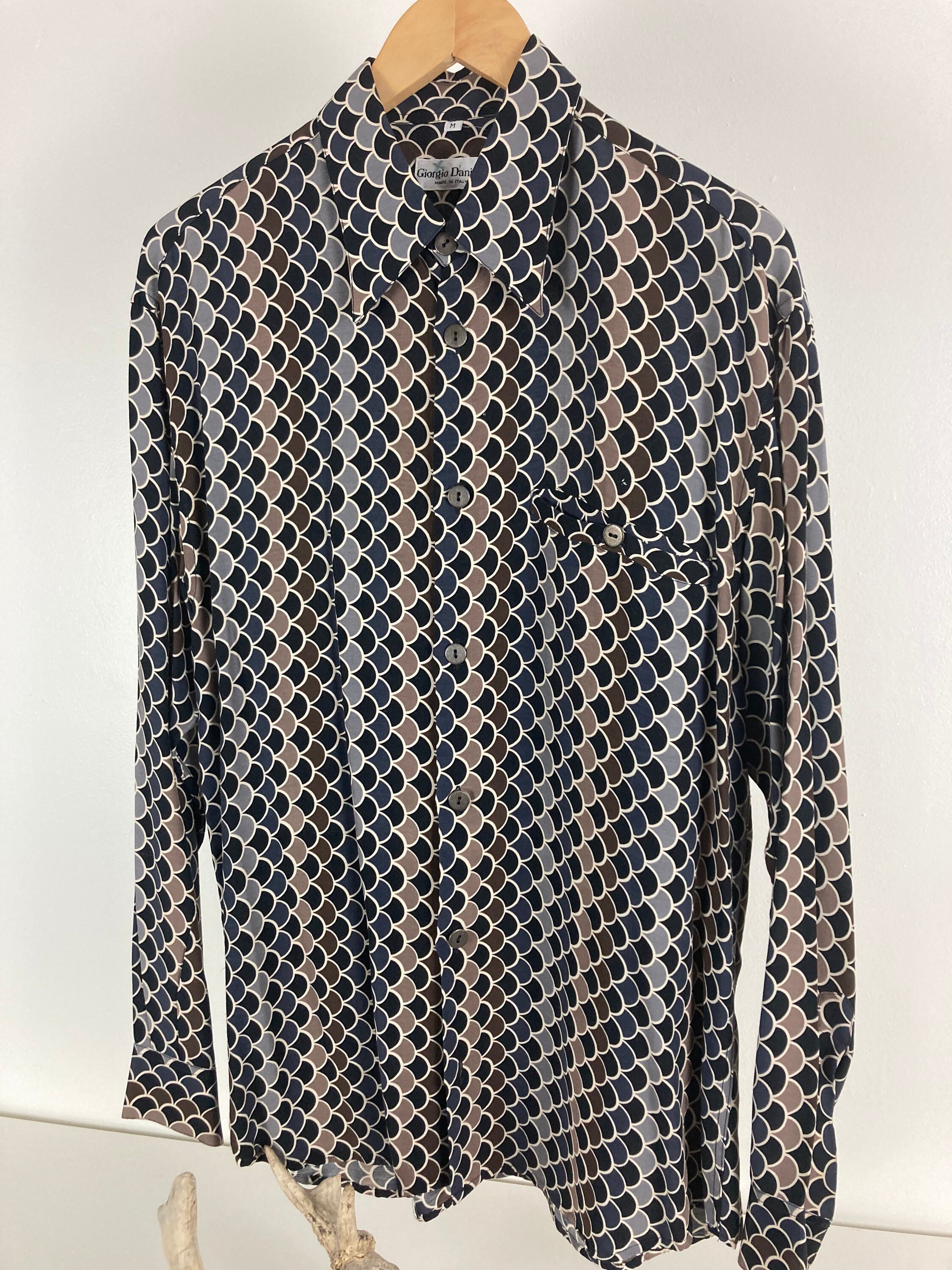 Modern Vintage Italian Fish Scale Button-up Shirt - Etsy
