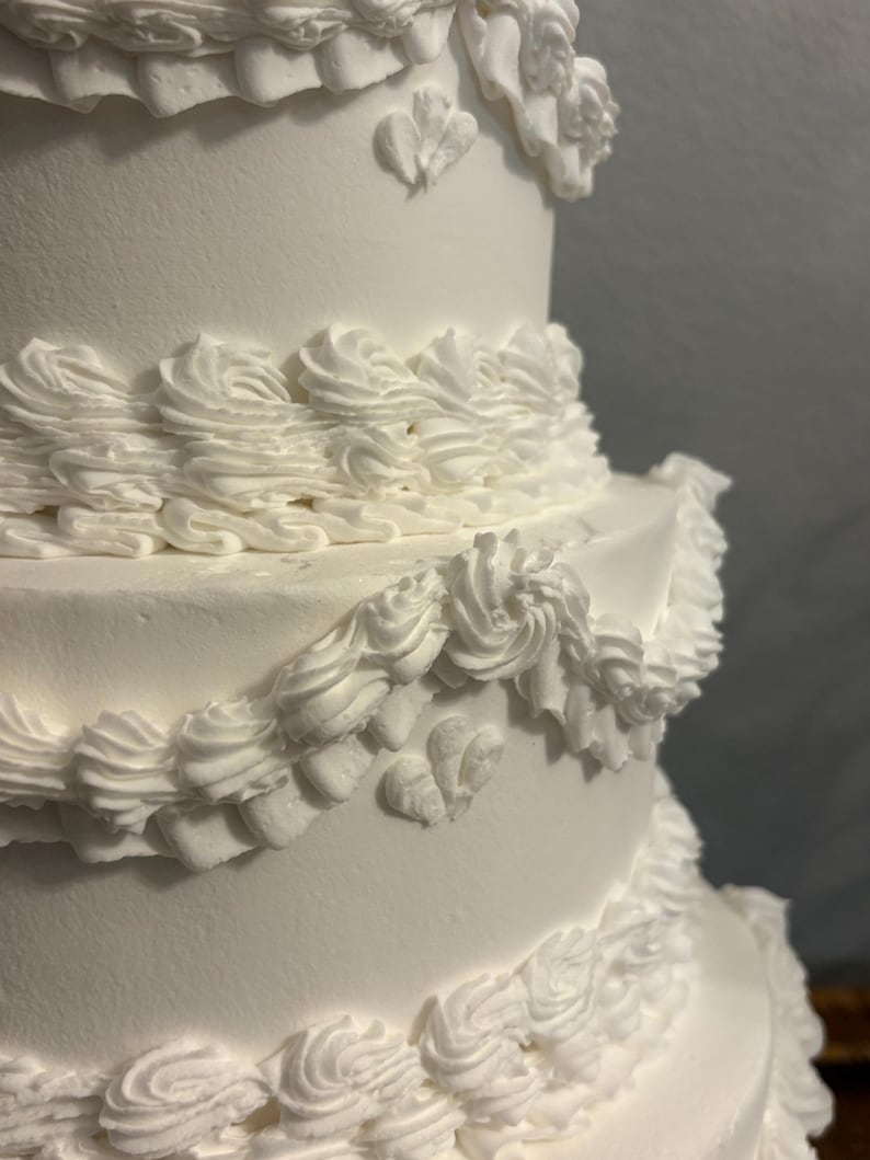 Vintage Design Fake Cake, Lambeth Wedding Cake, Birthday, Display ...