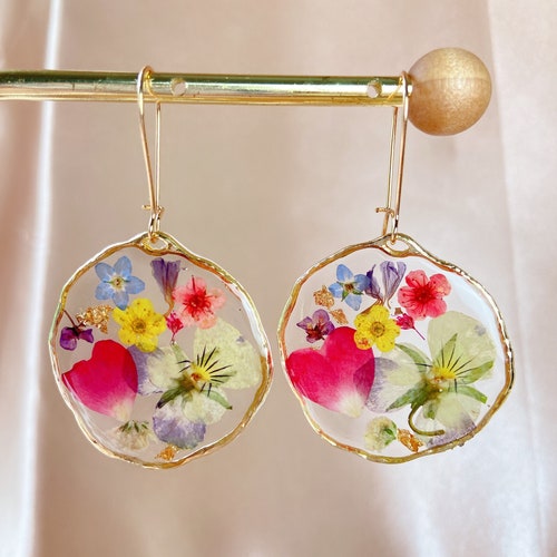 Pressed Bleeding Heart Earrings Dried Flower Handmade Resin - Etsy