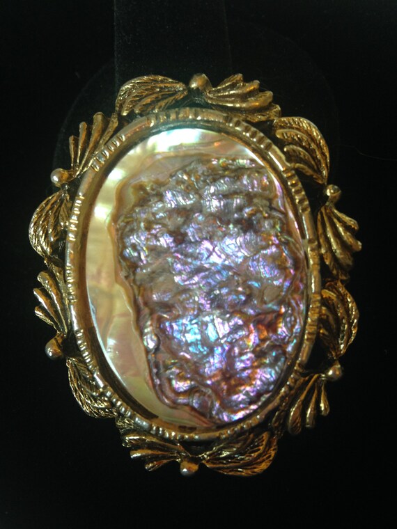 Vintage Paua Shell Brooch, Antiqued Brass Carved Bows… - Gem