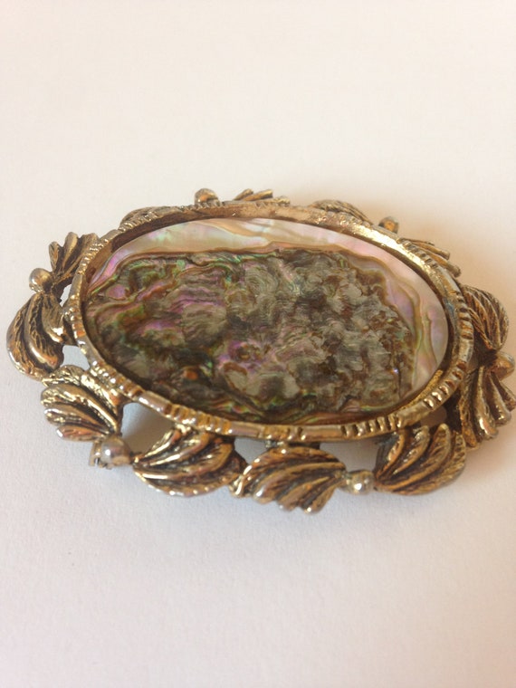 Vintage Paua Shell Brooch, Antiqued Brass Carved Bows… - Gem