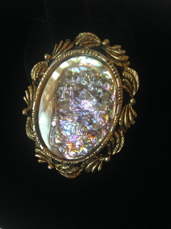 Vintage Paua Shell Brooch, Antiqued Brass Carved Bows… - Gem