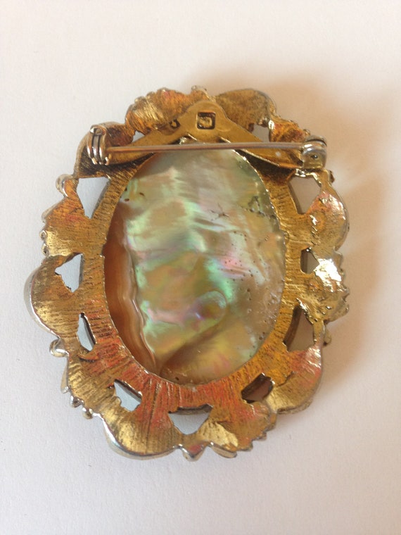 Vintage Paua Shell Brooch, Antiqued Brass Carved Bows… - Gem