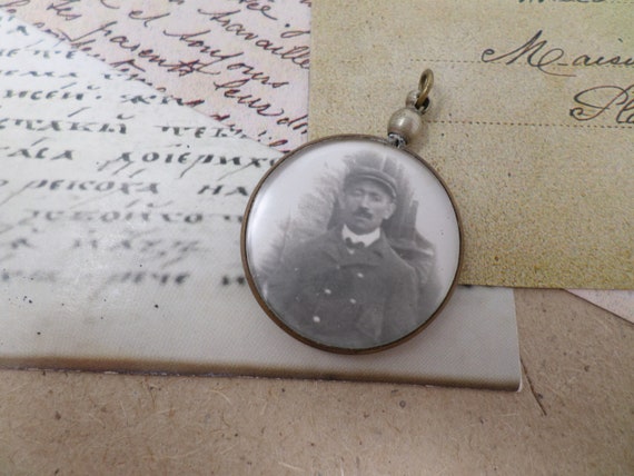 Antique Photo Frame Pendant with Portraits of Man and… - Gem