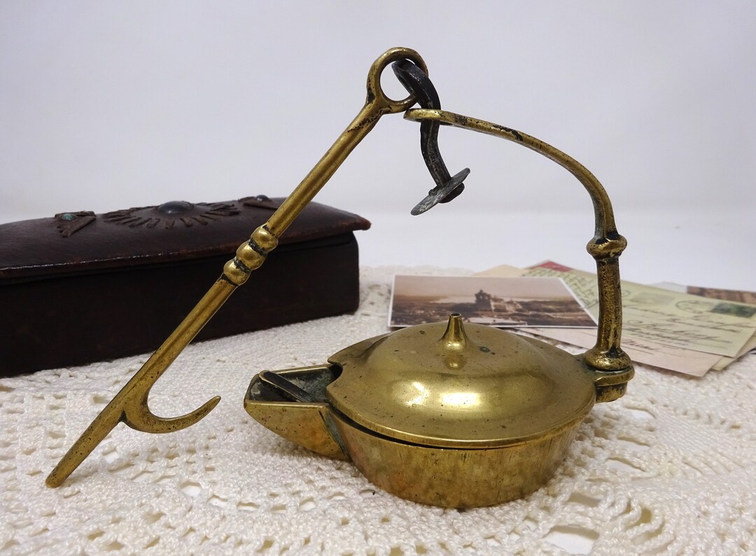 Antique Brass Oil Lamp, Portable Oil Lamp, Old Wall Hanging Oil Lamp - Etsy