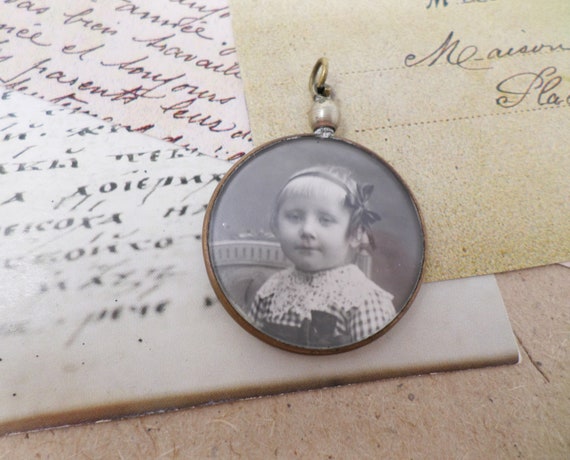 Antique Photo Frame Pendant with Portraits of Man and… - Gem