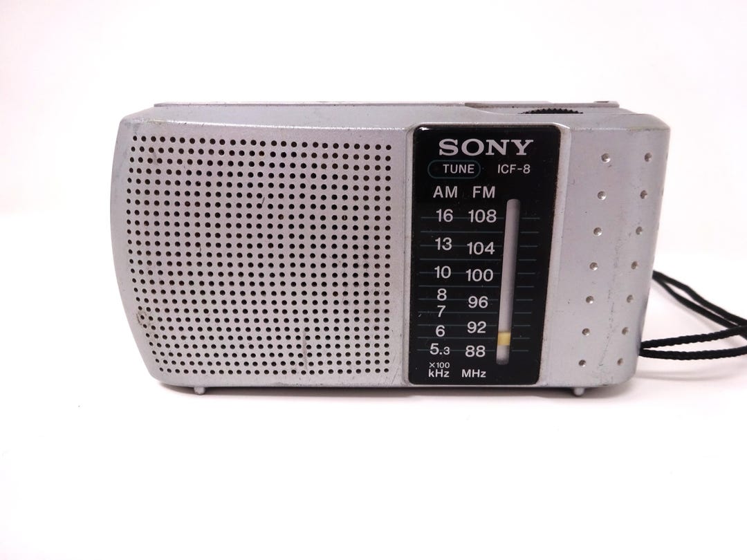 Sony ICF-8 Vintage Transistor Radio – Retro Portable AM/FM Pocket Radio ...