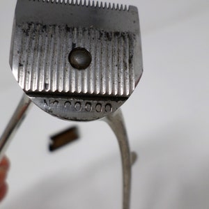 Vintage Manual Hair Clipper, Small Haircut Tool, Hair Cutting Tool ...
