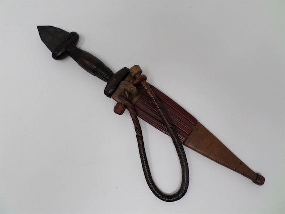 Collectibles Memorabilia Leather Hilt and Scabbard VINTAGE TUAREG ...