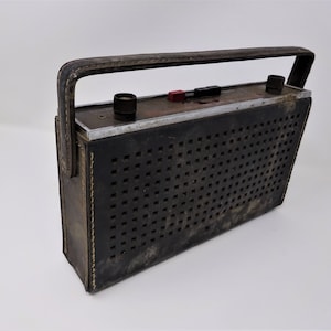 Vintage Radio Transistor, Old Portable Hand Transistor, Radio Lover ...