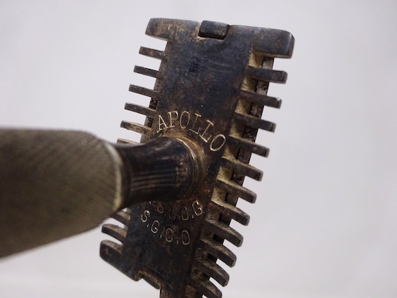 Vintage Apollo Shaving Kit with Safety Razor, Travel … - Gem