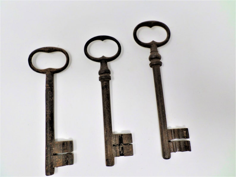 Vintage Skeleton Keys Antique Keys Set of 3 Steampunk Keys | Etsy
