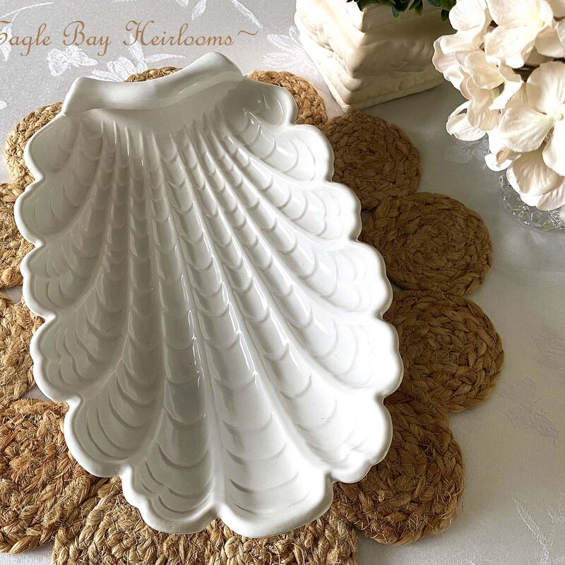 Clam Shell Bowl - Etsy