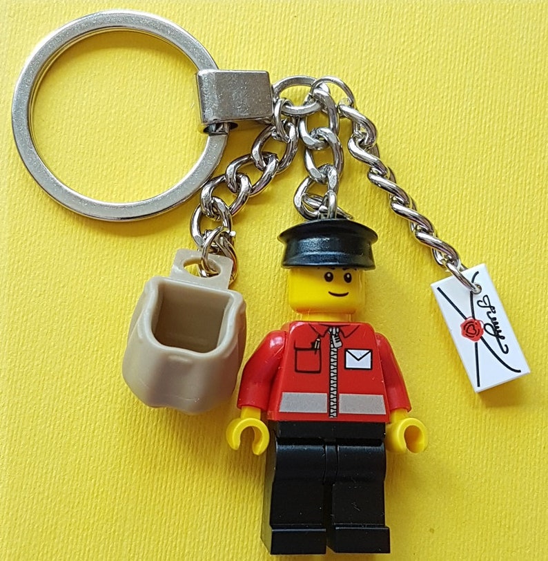 Toys LEGO Postman Minifigure Keychain with Sack and Letter NEW Lego Toys