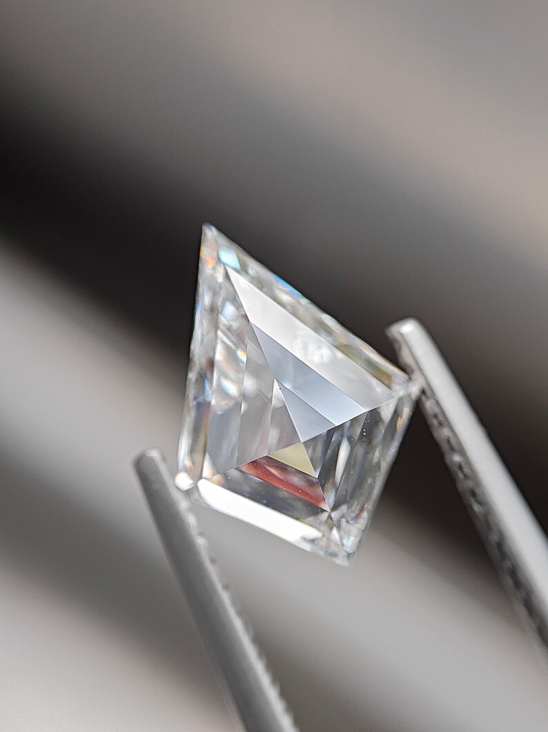 1.81 CT F VS1 Kite Shape Step Cut Lab Grown Diamond Lab Created Diamond ...