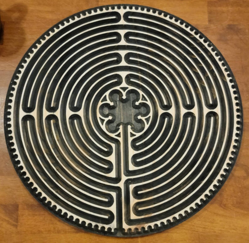 Dark Brown and Natural Contrast Finger Labyrinth Wood Carving - Etsy