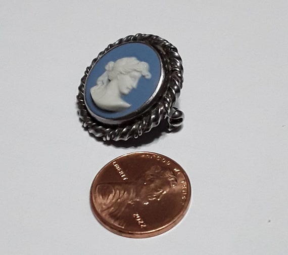 1955 Blue Wedgwood Jasperware Cameo (Neoclassical Fig… - Gem