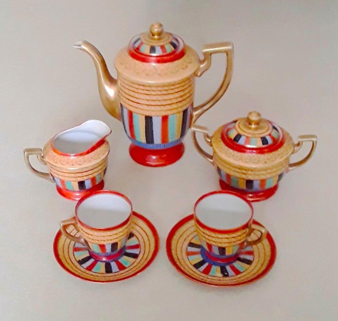 Japanese Chikaramachi (early Noritake) 1000 Faces Porcelain Coffee Set ...