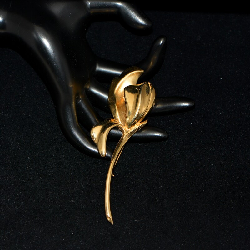 Erwin Pearl Brooch - Etsy