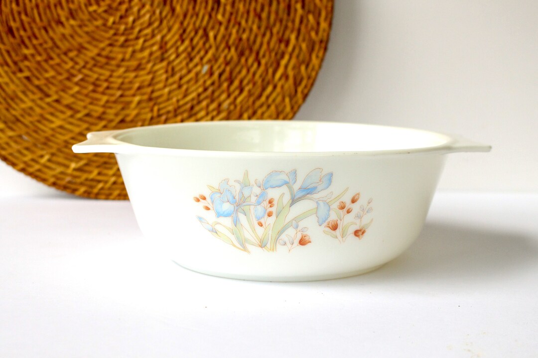 JAJ Pyrex Blue Iris Casserole Baking Dish / Pyrex England Round Baking ...