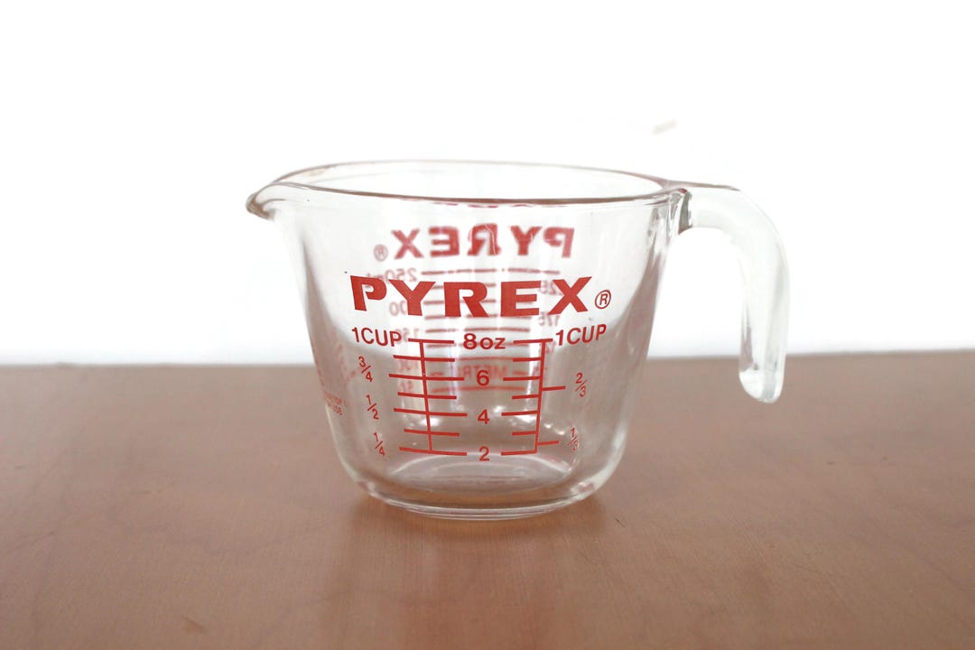 Vintage Pyrex 1 Cup Measuring Glass / Hook Handle / Pyrex Measuring Cup - Etsy
