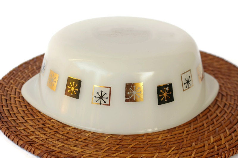 Inland Glass Atomic Casserole Dish / Atomic Starburst Round | Etsy