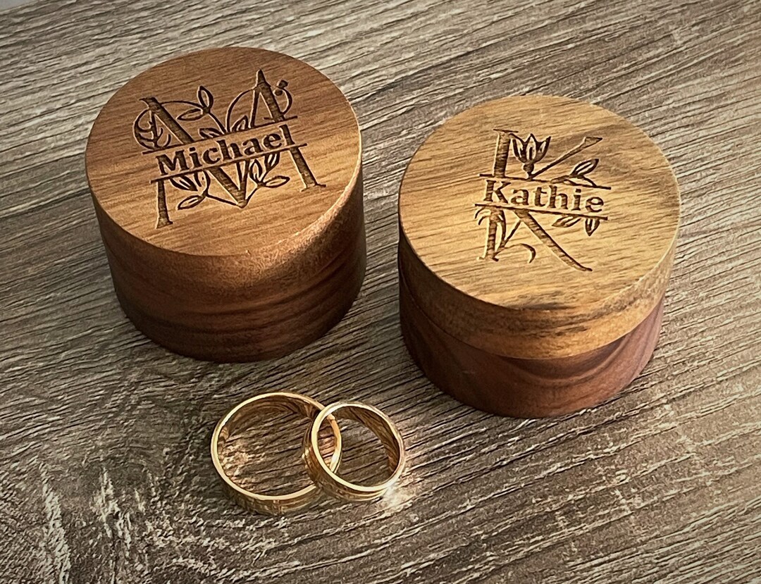 Custom Walnut Wood Ring Box: Personalized Wedding Proposal - Etsy