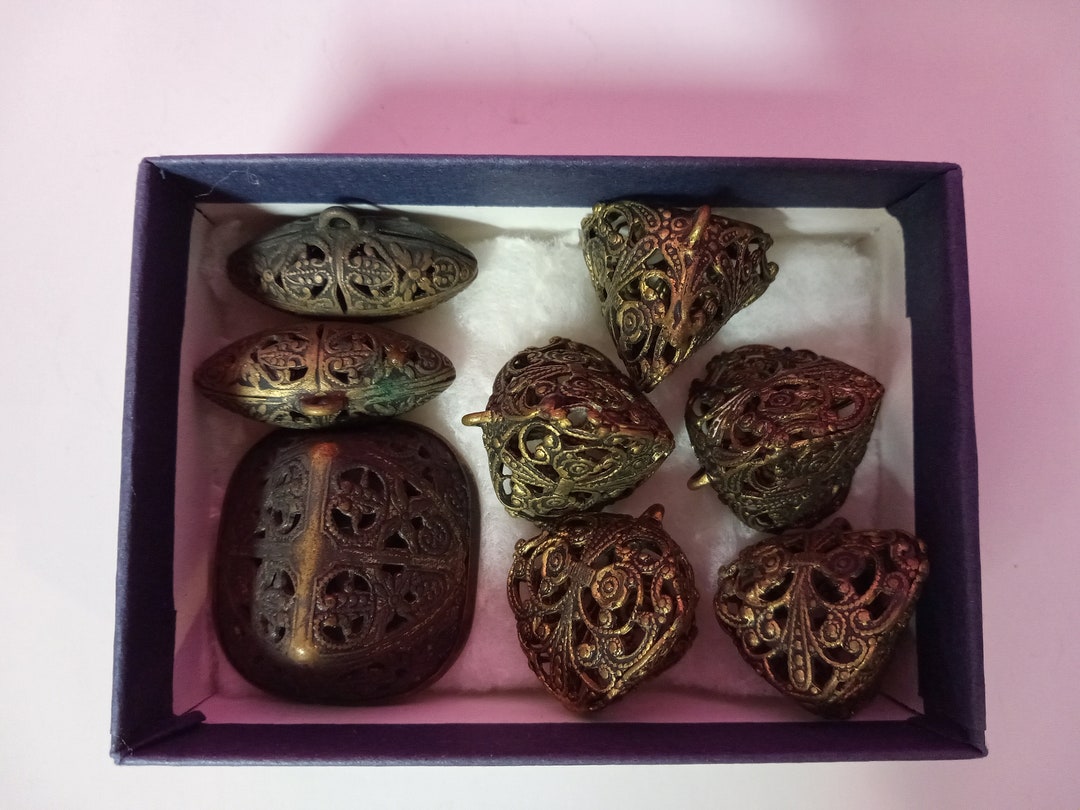 8 Antique Brass Filigree Buttons: Unique Shapes - (NBPE#1559E) - Etsy