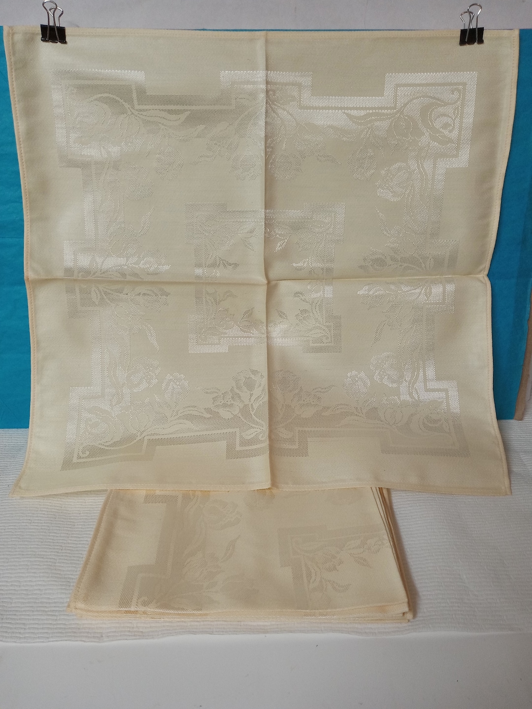 7 New Pale Yellow Damask Linen Dinner Napkins - Like New - (NBPE#1760E ...