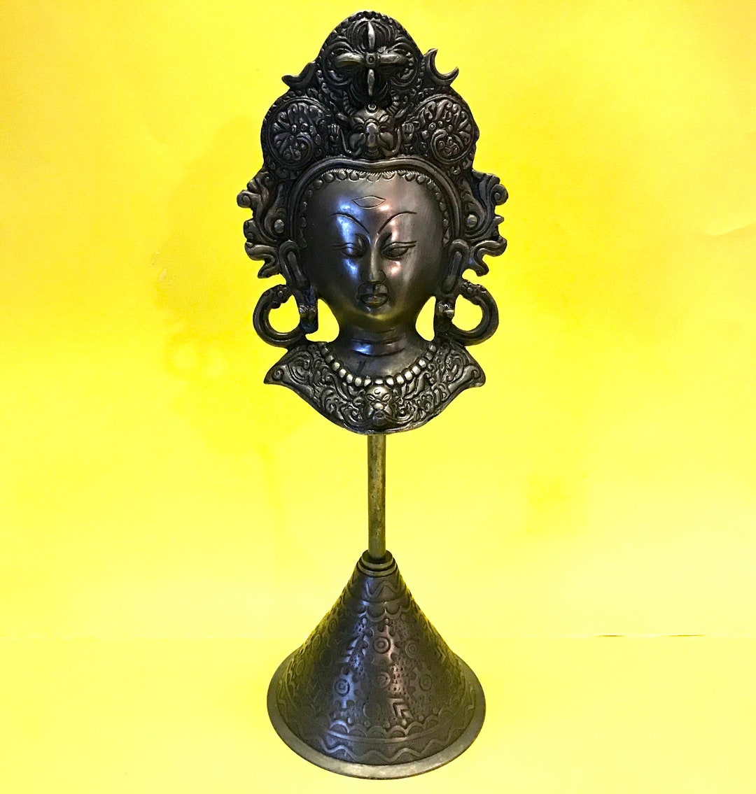 Vintage Detailed Hindu Mukhalinga Shiva Metal Face on Footed Pedestal ...