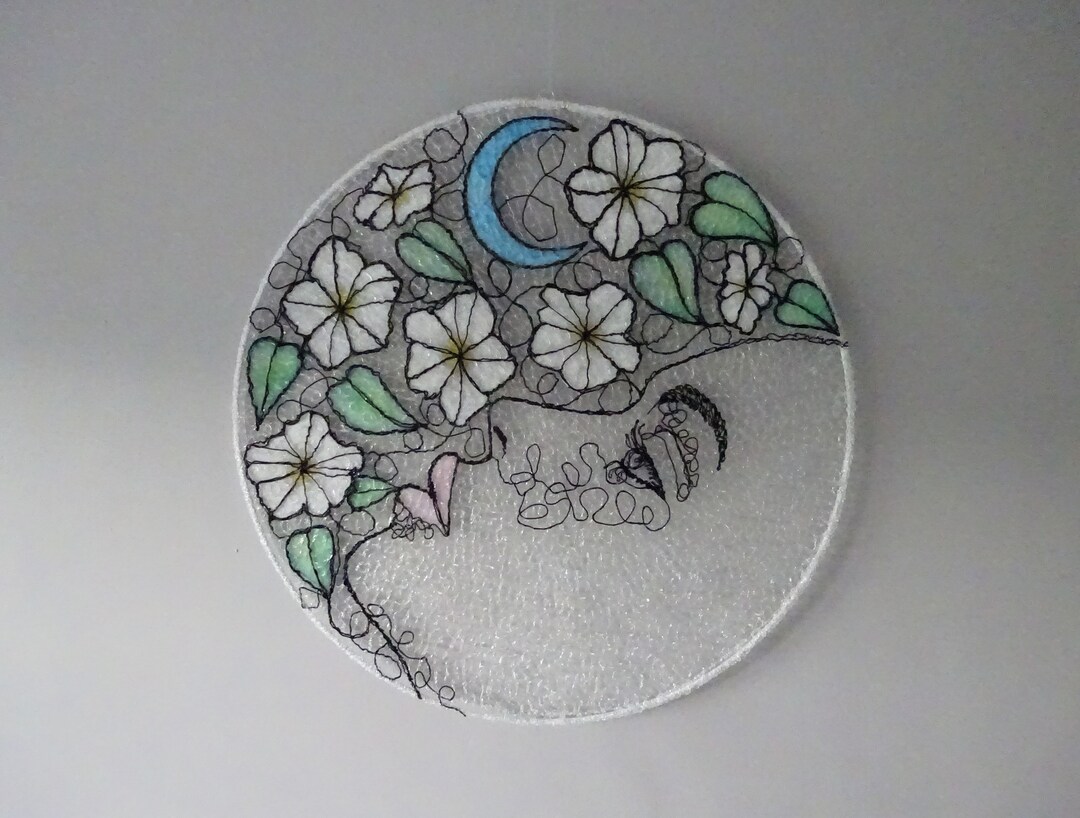 Moonflowers Wall Hanging. 3D Pen Drawing. Hoop Art With Female Face ...
