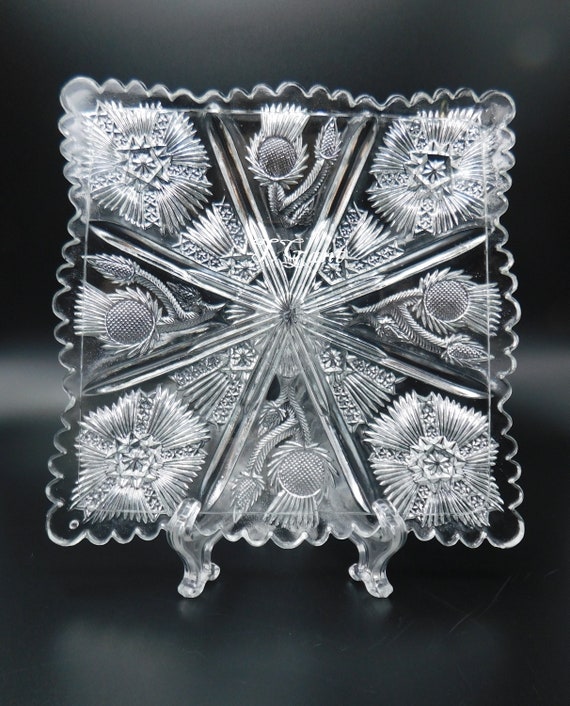 Collectibles EAPG Higbee Glass Panelled Thistle Glass Cruet with ...