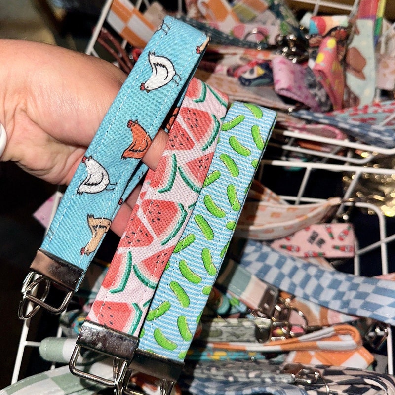 Key Chain in Acrylic - Etsy