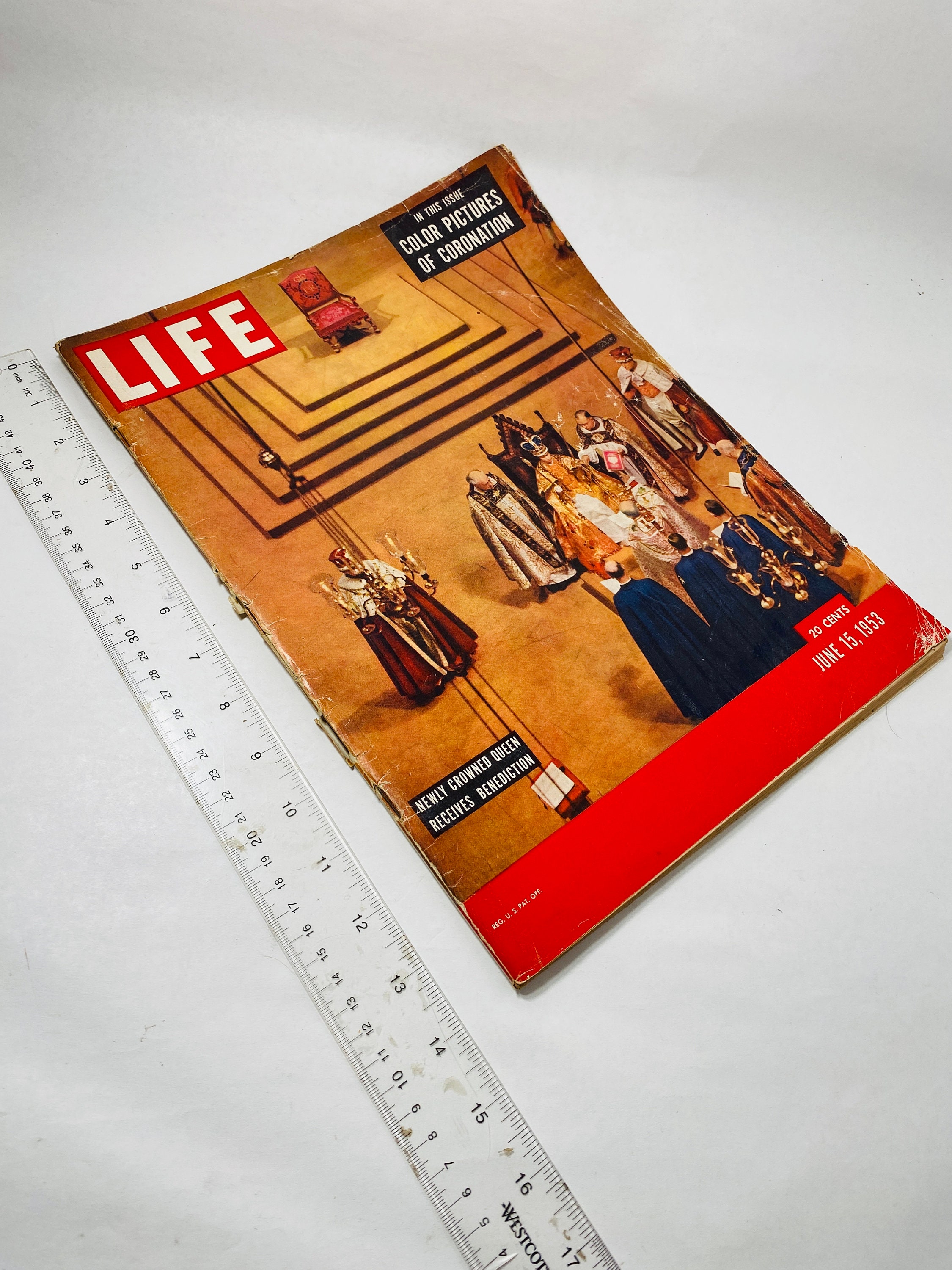 Queen Elizabeth Coronation Vintage Life Magazine June 15, 1953 ...