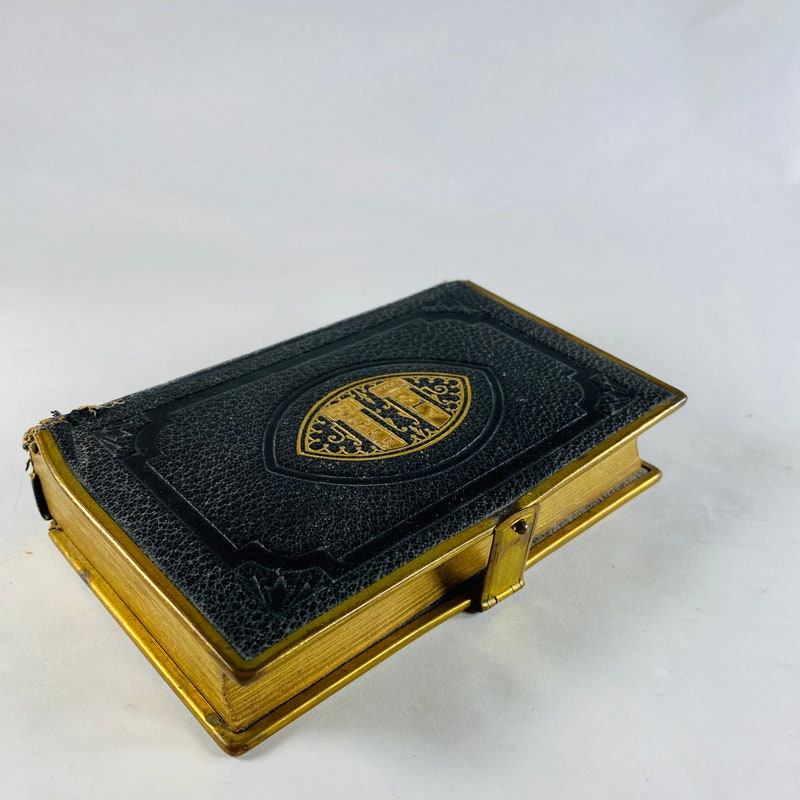 Antique Bible - Etsy
