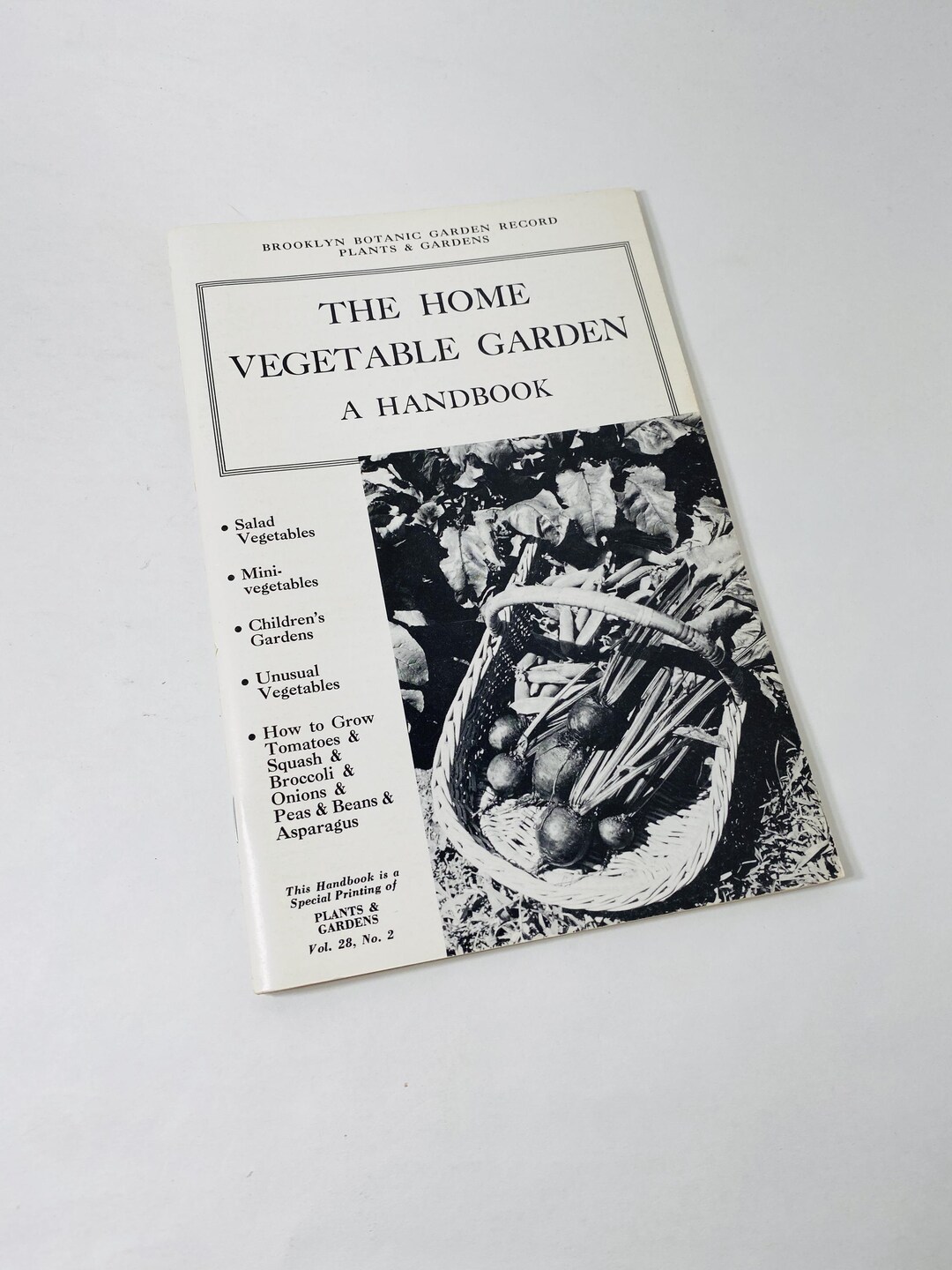 Vegetable Tomatoes Squash Broccoli Onions Pea Beans Asparagus Handbook ...