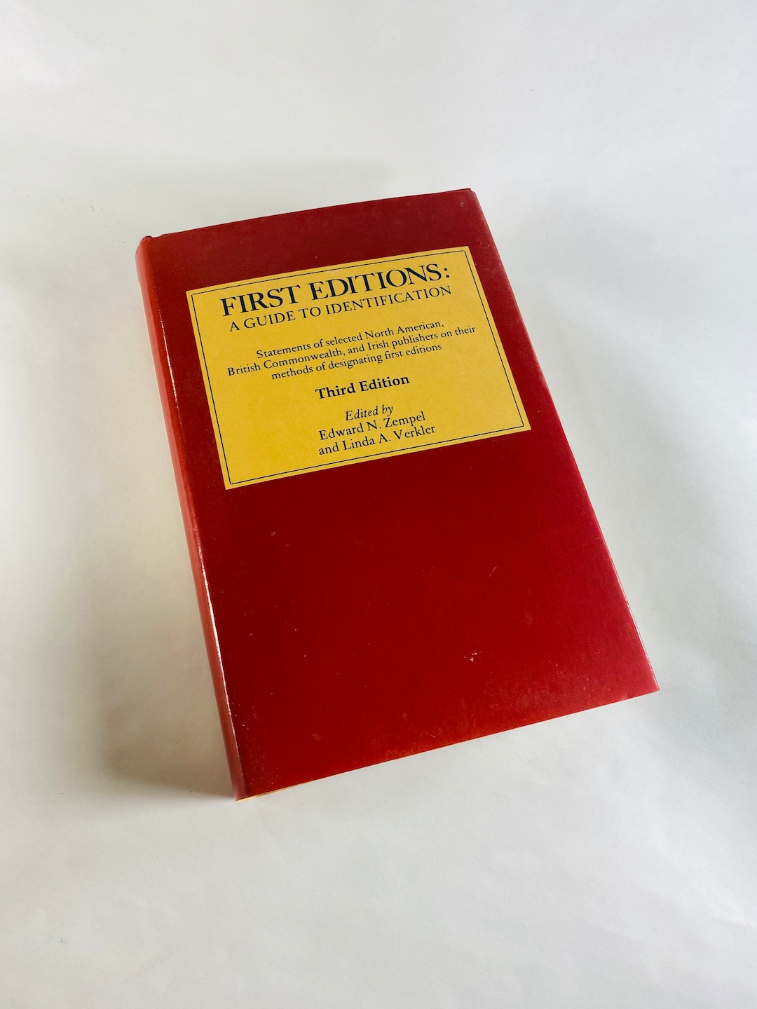 First Editions Vintage Guide to Identification Book by Zempel Highly ...