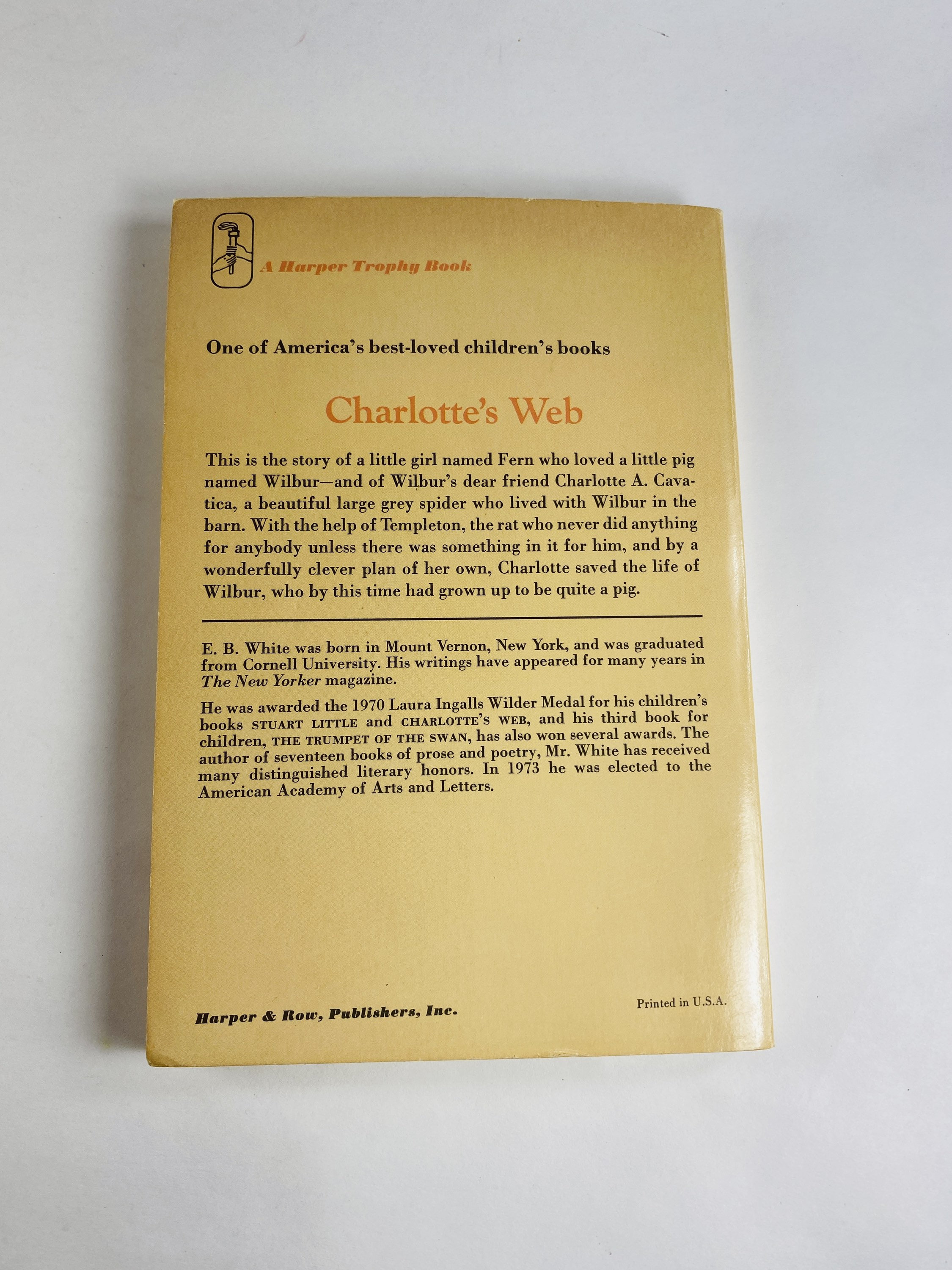 Charlottes Web by EB White Vintage Paperback Book Illustrated - Etsy