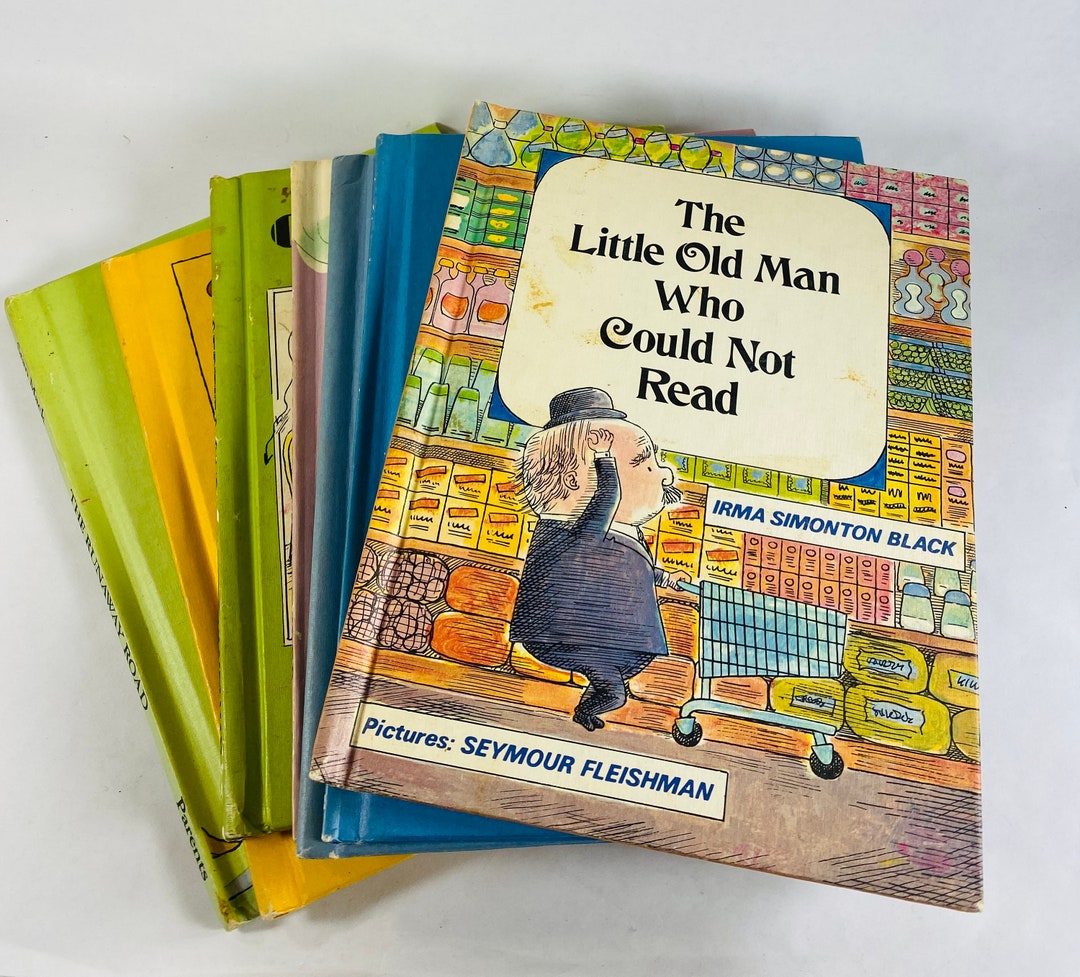 Vintage Parents Magazine Books Circa 1970s 1980s Weekly Reader Runaway ...