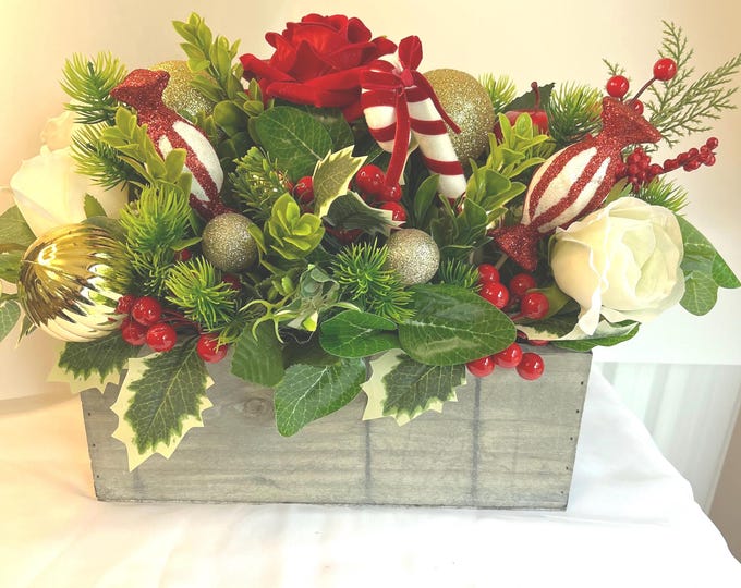 Christmas Centre Display - Etsy