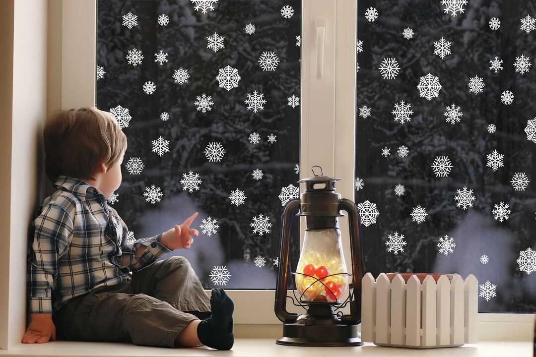 Reusable Snowflakes Christmas Window Stickers Decorations Window Decals ...