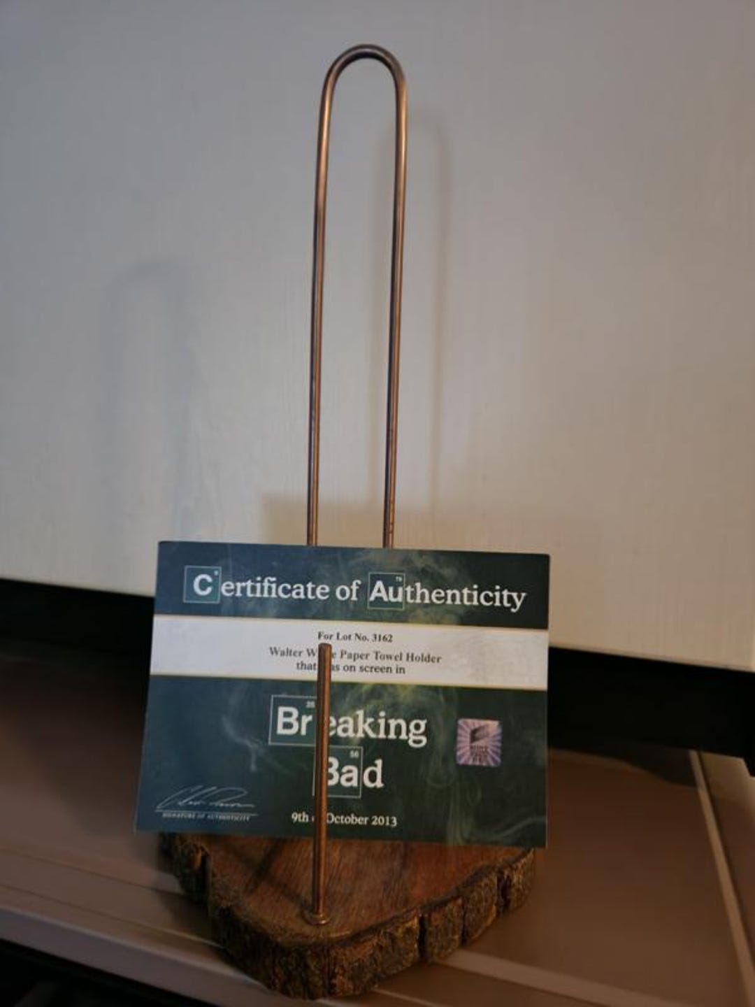 Breaking Bad Original Screen Used Walter White Paper Towel Holder Movie ...
