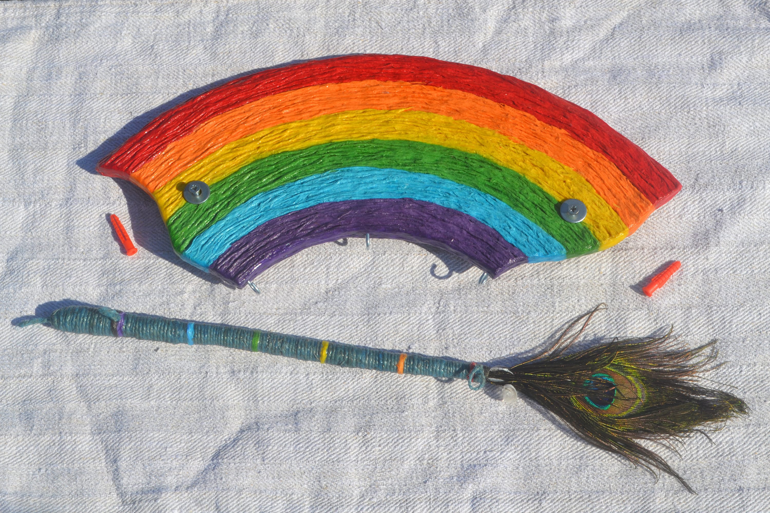 PEACOCK FEATHER Tickler & Rainbow Key Holder, Peacock Feather Sexy Toy ...