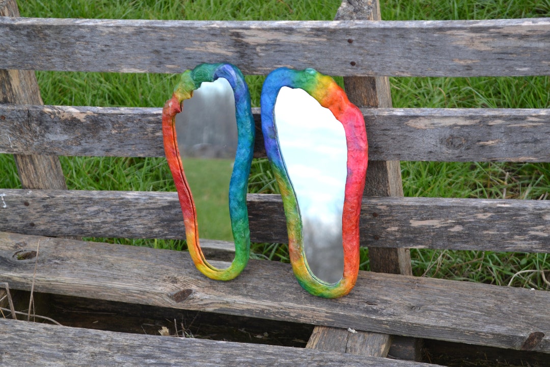 FOOT SHAPED MIRRORS, 2 Wall Mirrors Set, Left Foot Mirror & Right Foot ...