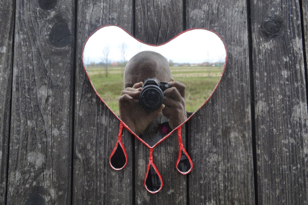 BLEEDING HEART MIRROR W. 3 Mirrored Drops, Irregular Heart, Melted ...