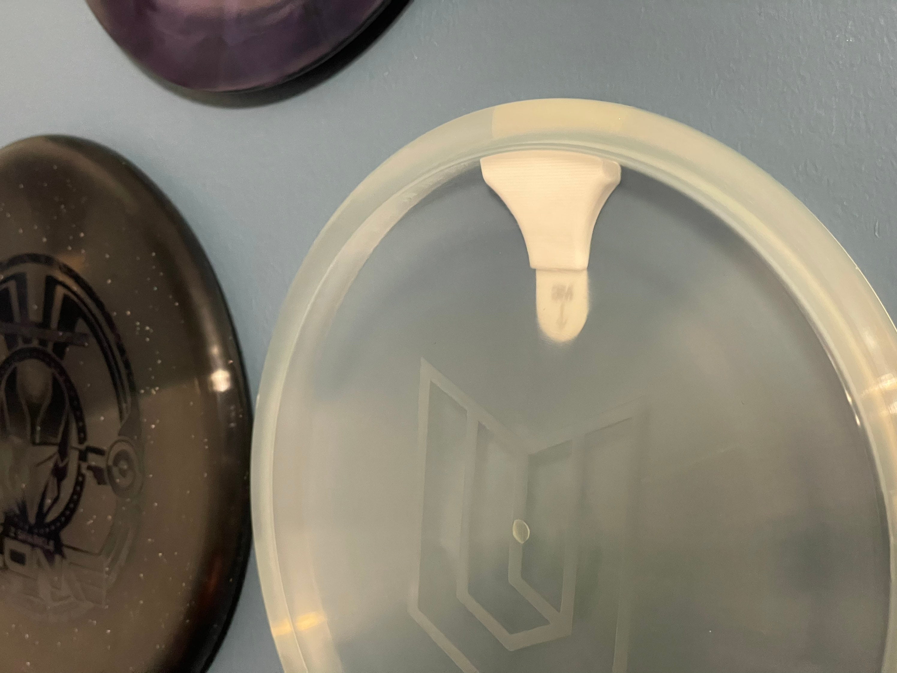 Disc Golf Disc Hangers V2 hole Free Damage Free | Etsy