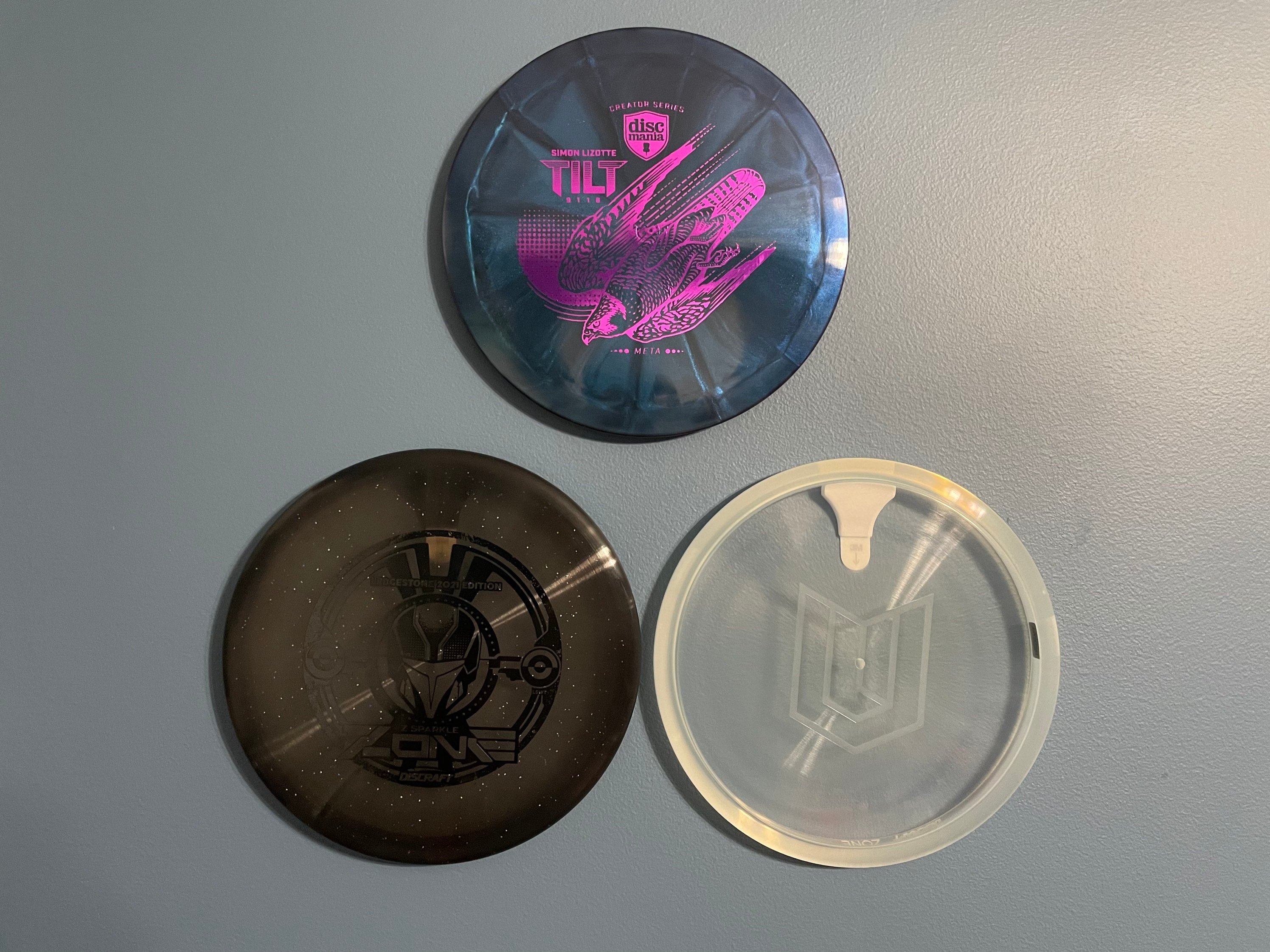 Disc Golf Disc Hangers V2 hole Free Damage Free | Etsy