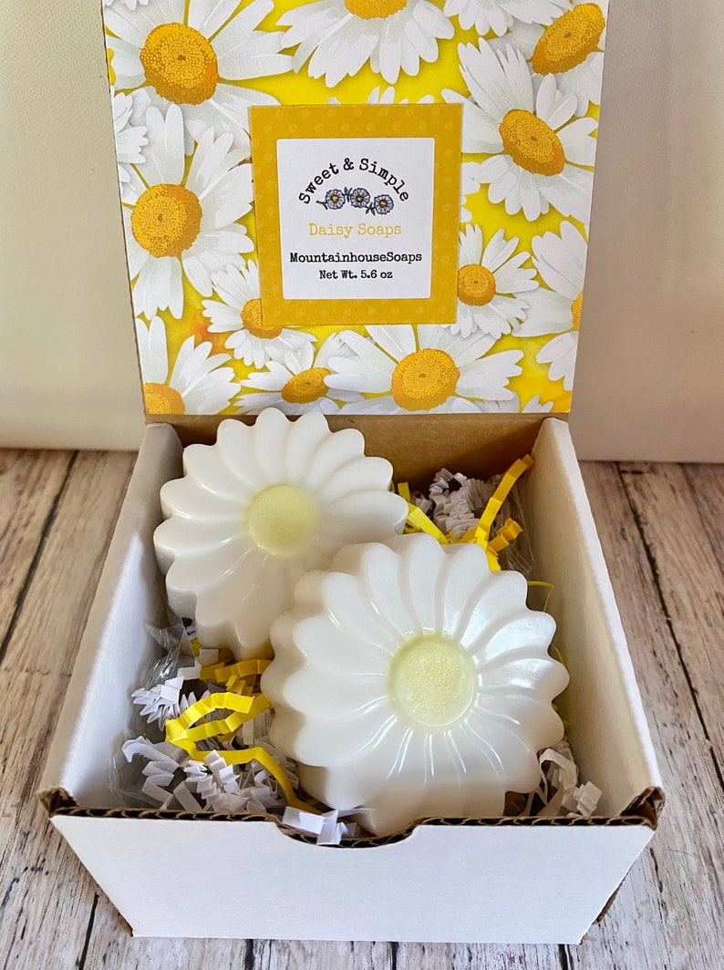 Daisy Soap, Flower Soap, Spring Soap, Mom Gift, Mom Soap, Gift for Her ...
