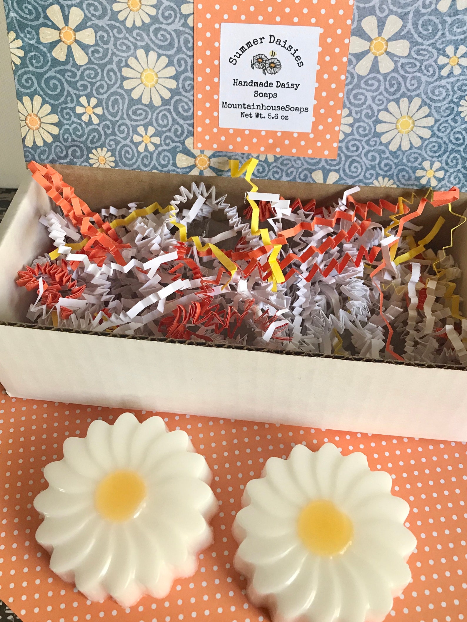 Daisy Soap, Flower Soap, Gift for Mom, Summer Soap, Gift for Her - Etsy